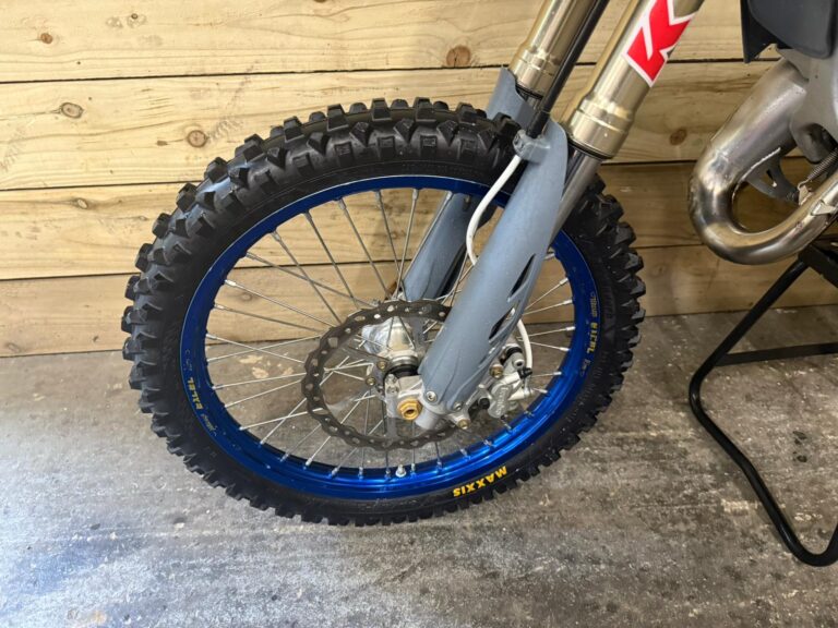 TM 125 EN FI 2025