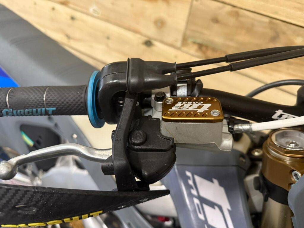 TM 125 EN FI 2025